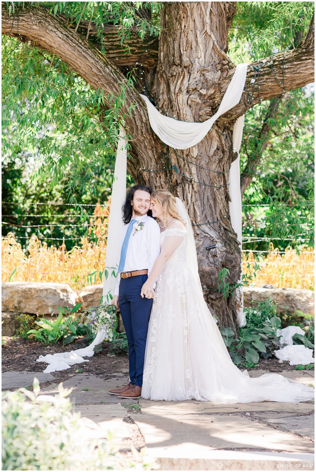 A Koru Berry Farm Amana Summer Wedding